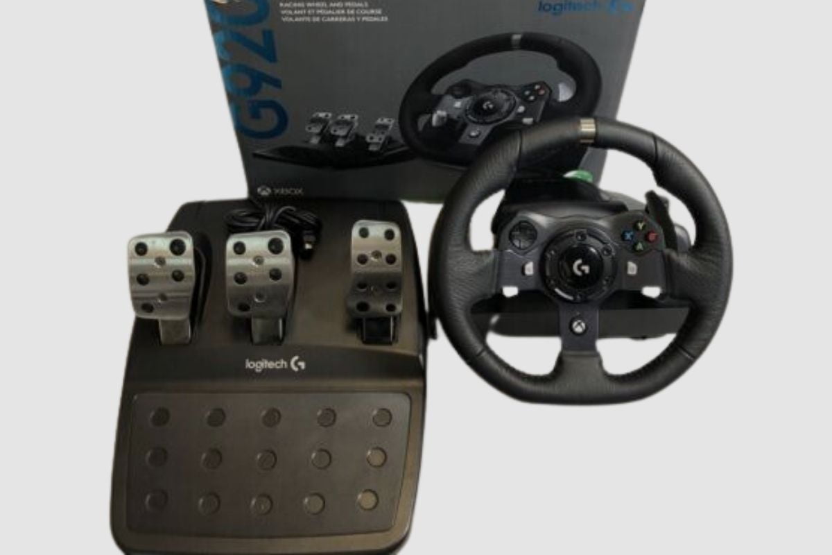 How to Adjust the Brake Pedals on the Logitech G920